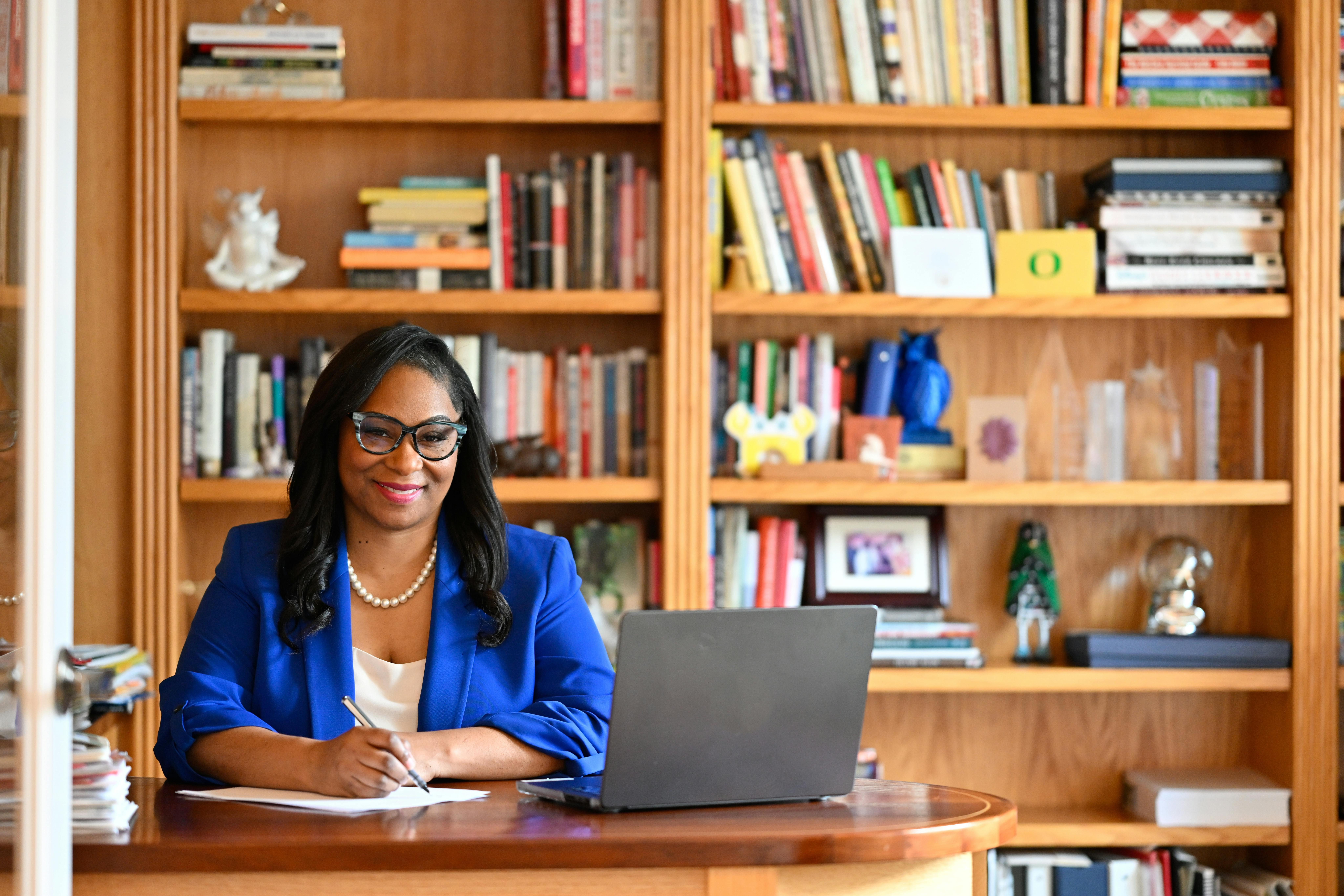 Home | Support Janelle Bynum for Congress