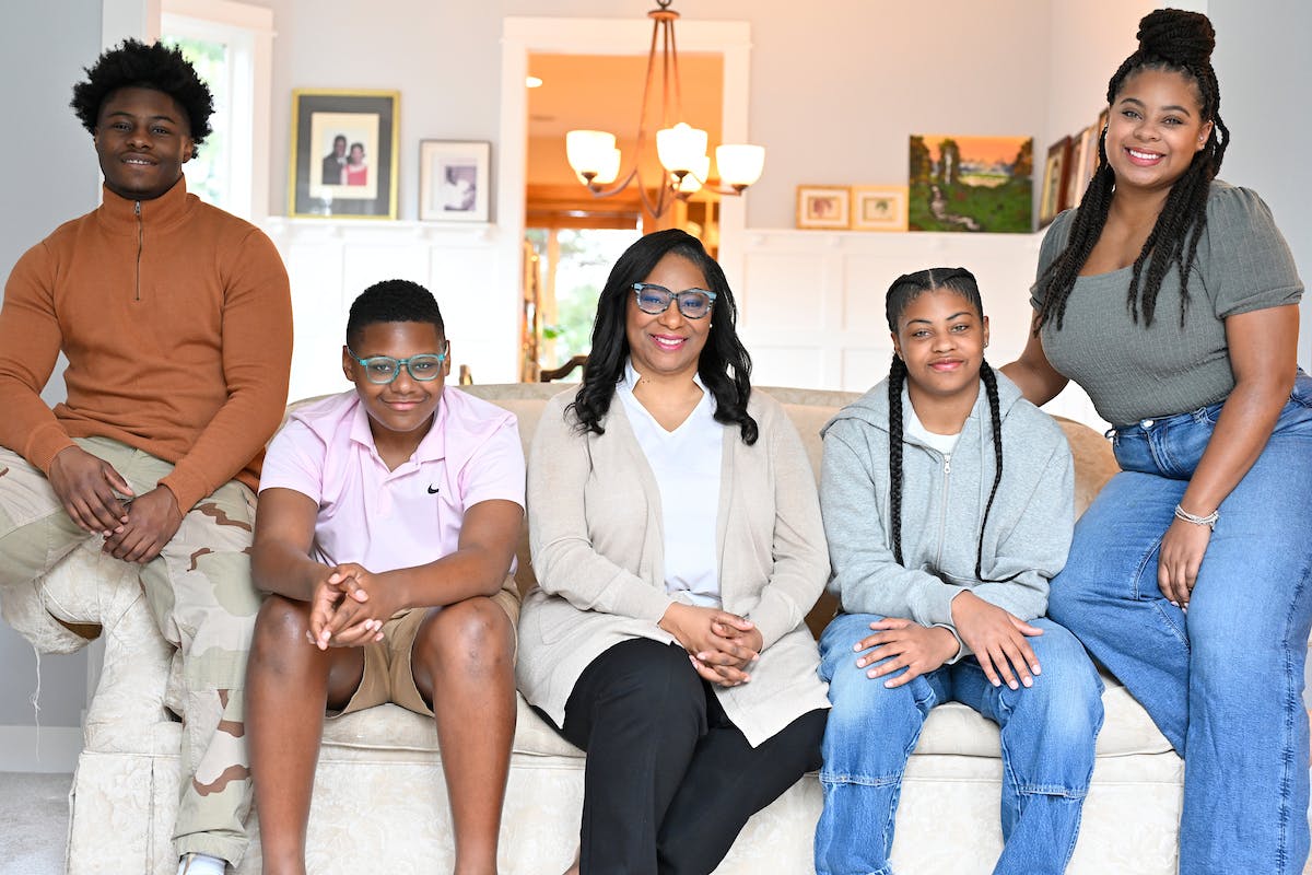 Support Janelle Bynum for Congress